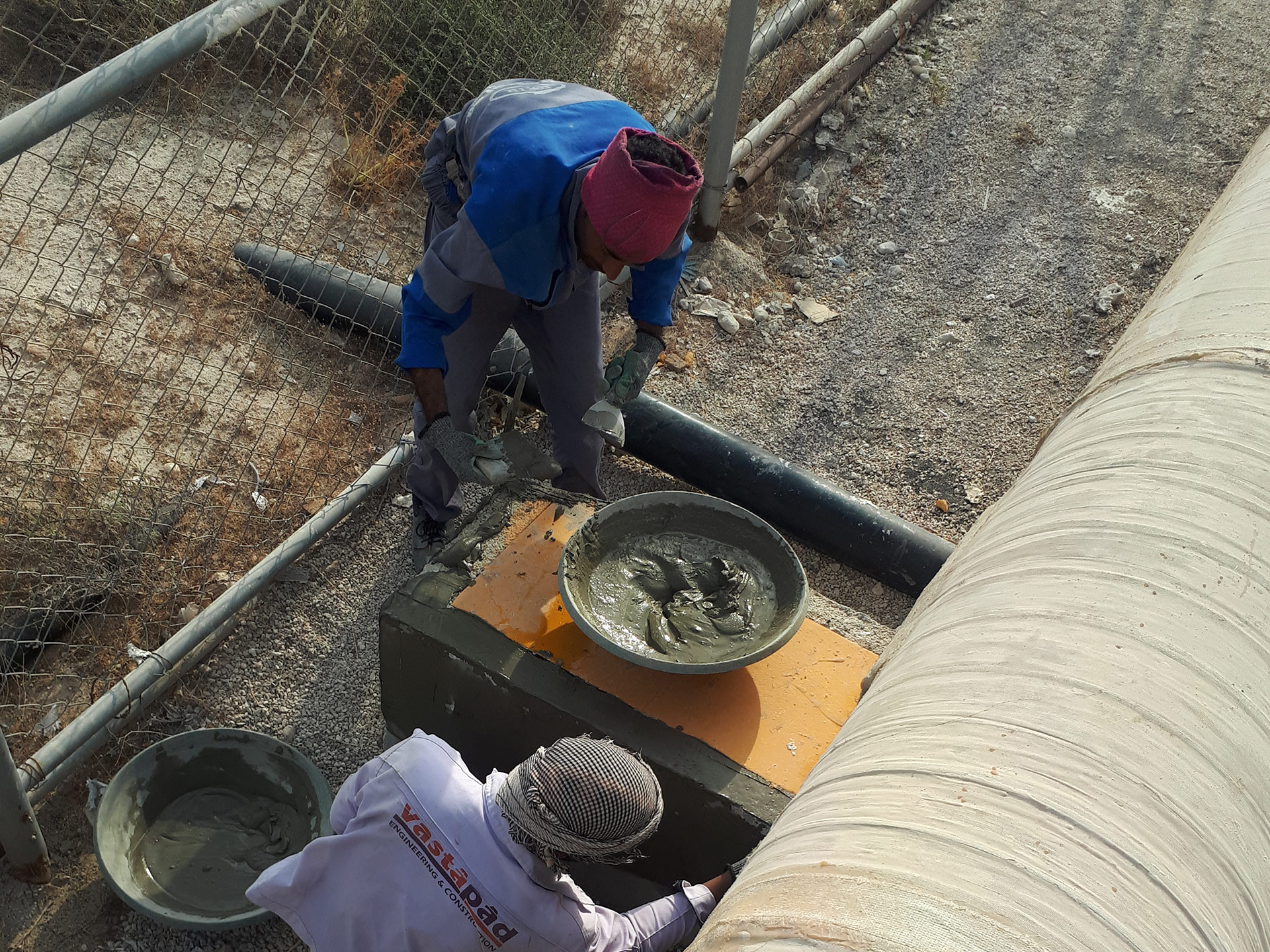 Concrete Repair and Panting of Siraf Pars Port Pipe Sleepers